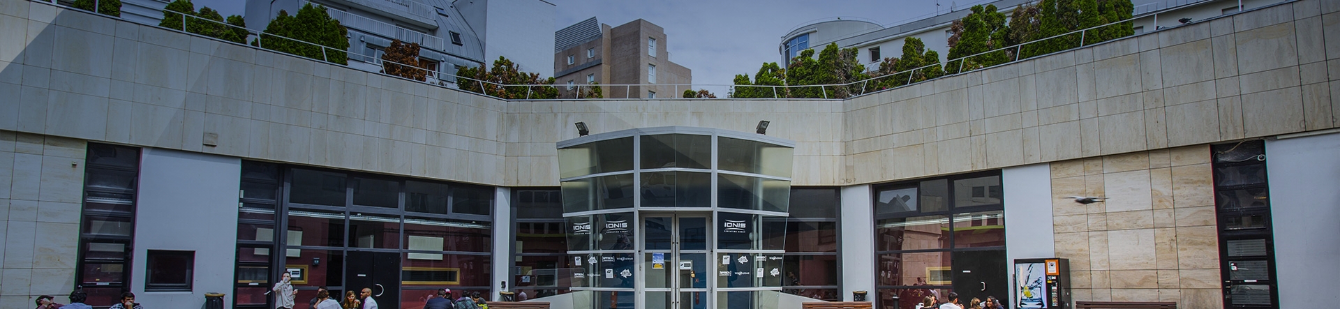 Directory of the engineering and computer science school EPITA.